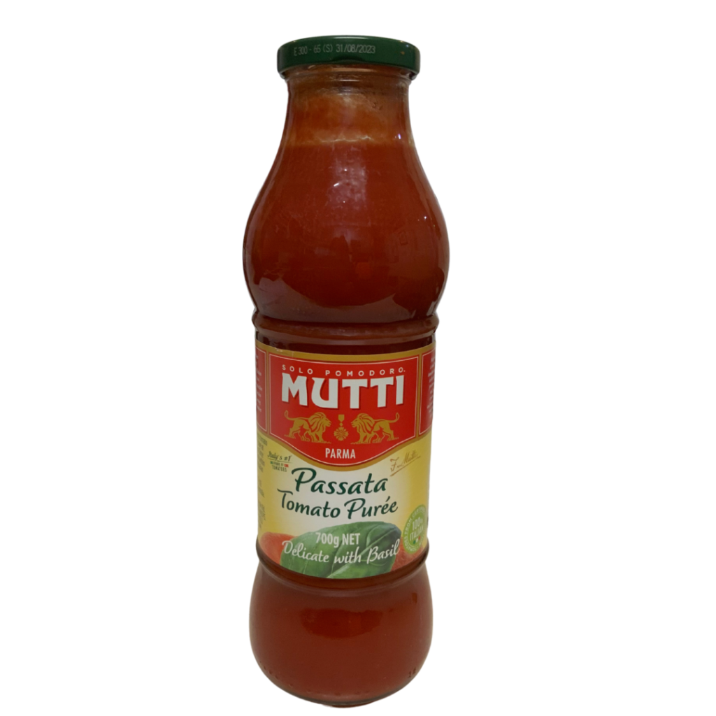 Mutti Passata Tomato Puree with Basil 700g - Biviano & Sons